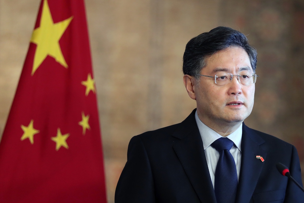 Wie is de nieuwe Chinese buitenlandminister met bijnaam ‘wolfskrijger ...