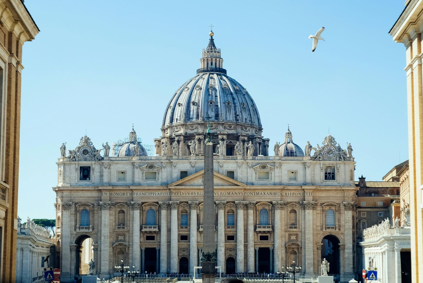 Vaticaan: eerste dag van het conclaaf levert nog geen nieuwe paus op ...